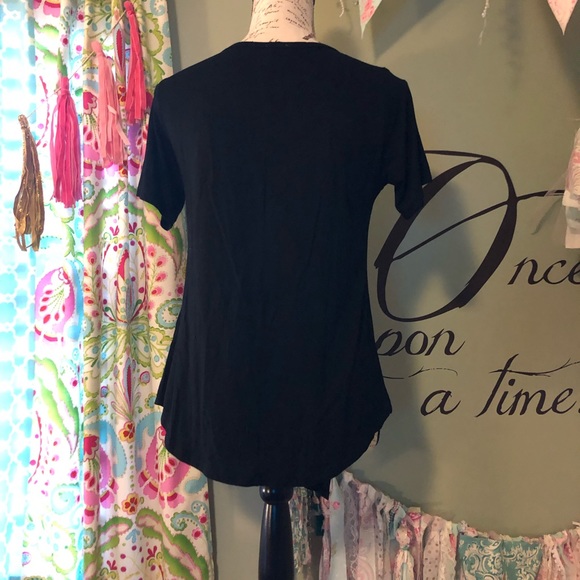 Yelete | Tops | Yelete Black Split Front Tshirt Size Medium | Poshmark